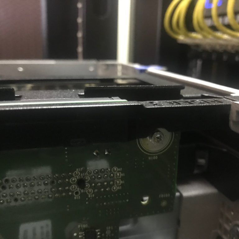 Installing internal PCI Slot SSD drive enclosures in a Dell R720 – Dan ...