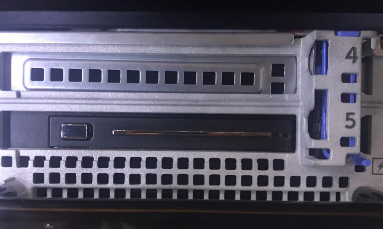 Installing internal PCI Slot SSD drive enclosures in a Dell R720 – Dan ...